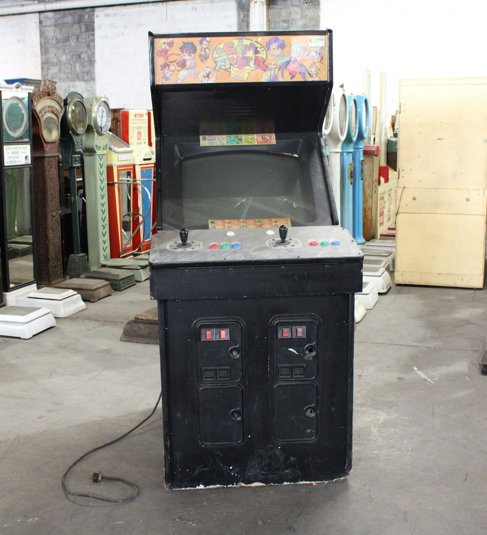 Capcom Gem Fighter Arcade Game - Apr 29, 2021 | Jaybird Auctions in MD