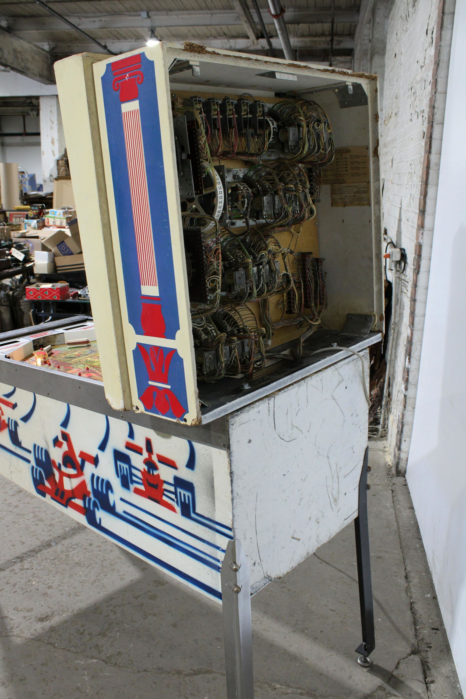 Sonic Cherry Bell Pinball Machine - Jun 24, 2021 | Jaybird Auctions in MD