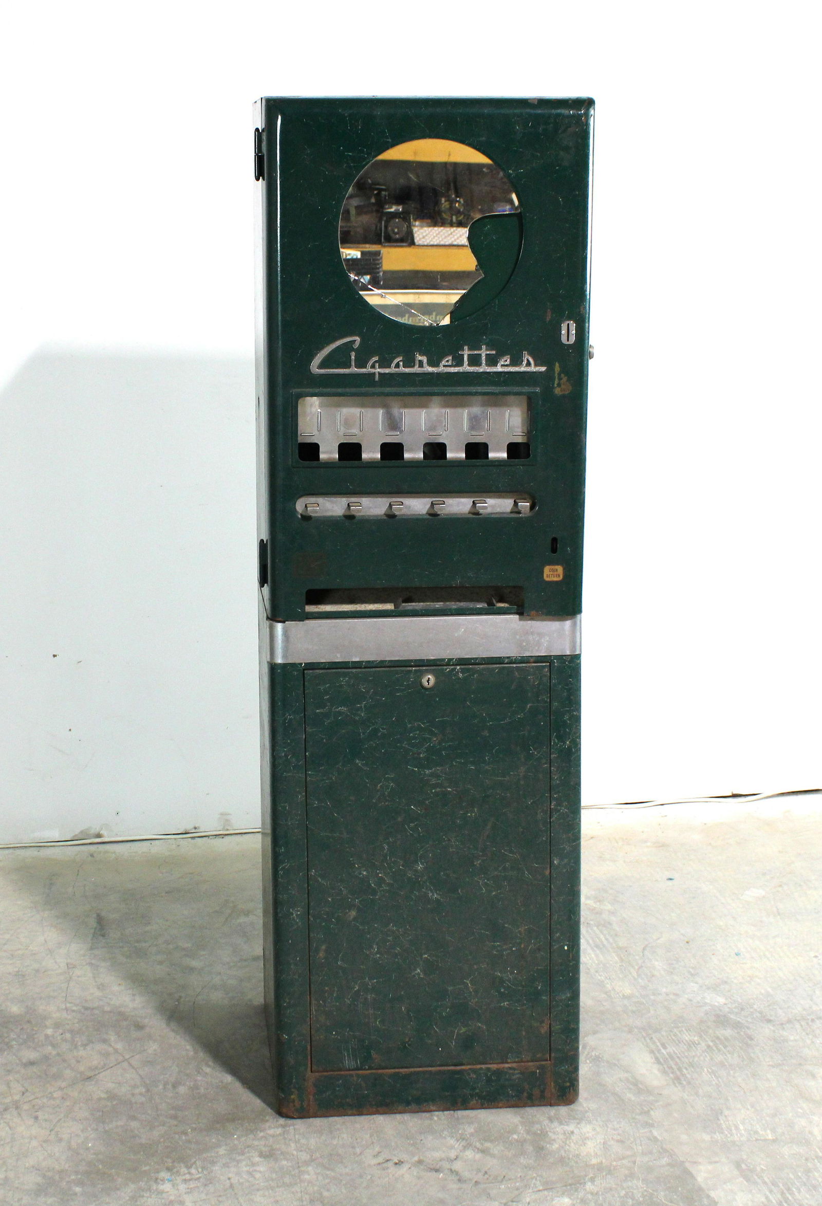 Art Deco 6 Column Small Cigarette Vending Machine,
