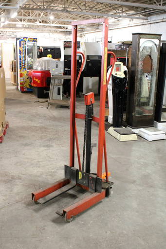 Wesco Pinball & Slot Machine Lift - Apr 28, 2022 | Jaybird Auctions in MD