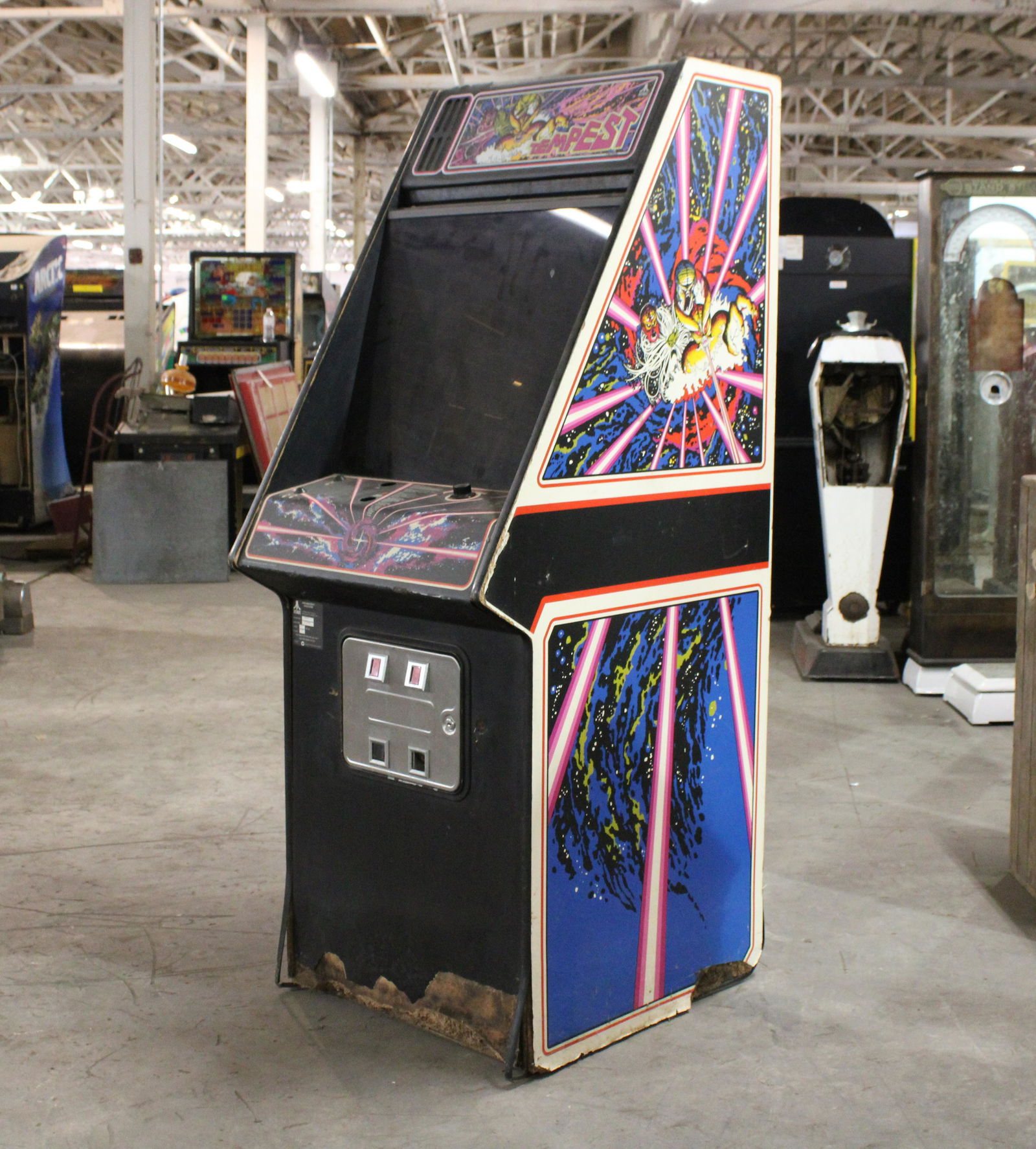 Atari Tempest Arcade Game Cabinet (#0163) on Apr 28, 2022 | Jaybird ...