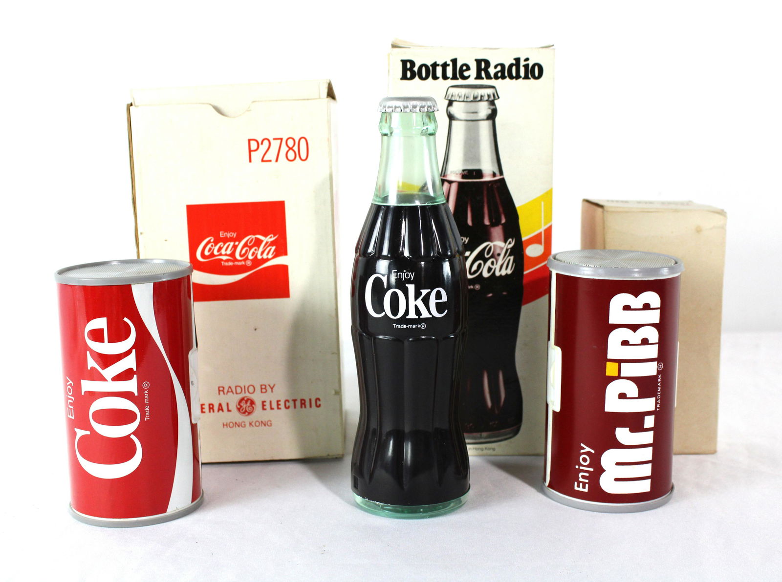 Promo Radios Incl. Coca Cola and Mr. Pibb in Orginal Boxes - Dec 01 ...