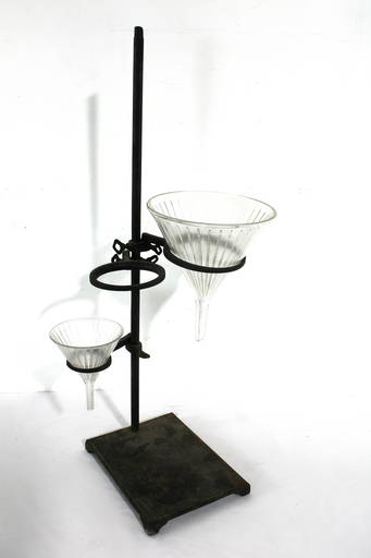 Antique Laboratory Equipment, Circa 1920s - Dec 01, 2022 | Jaybird ...