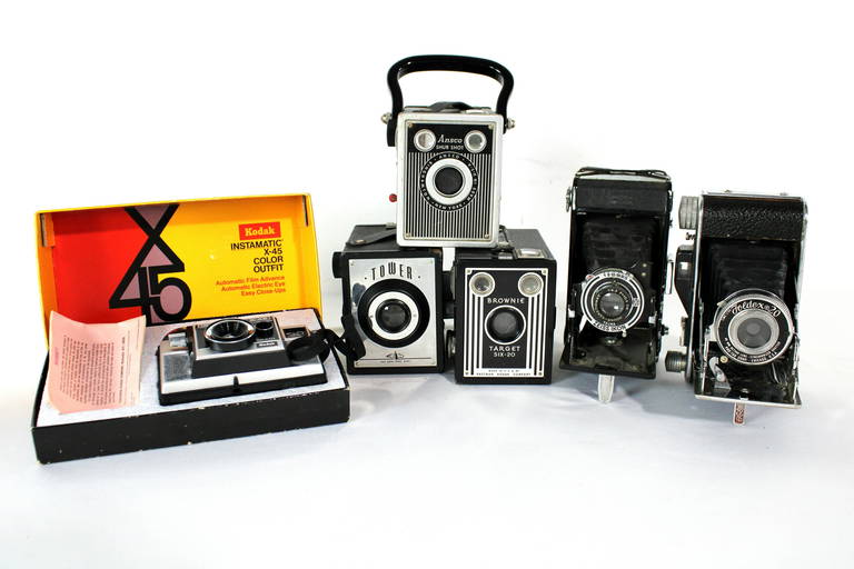 Vintage Cameras Incl. Foldex, Ansco And Kodak