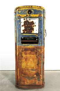 1940s Gilbarco Model 96 Gas Pump