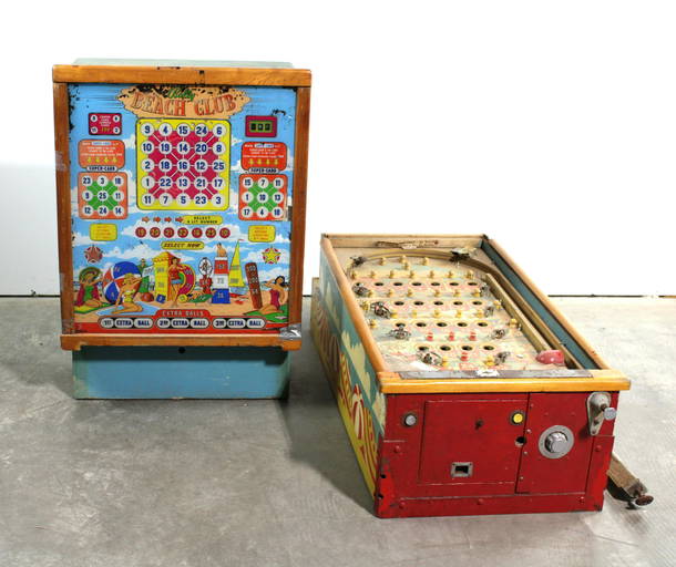 Bally Beach Club Bingo Pinball Machine