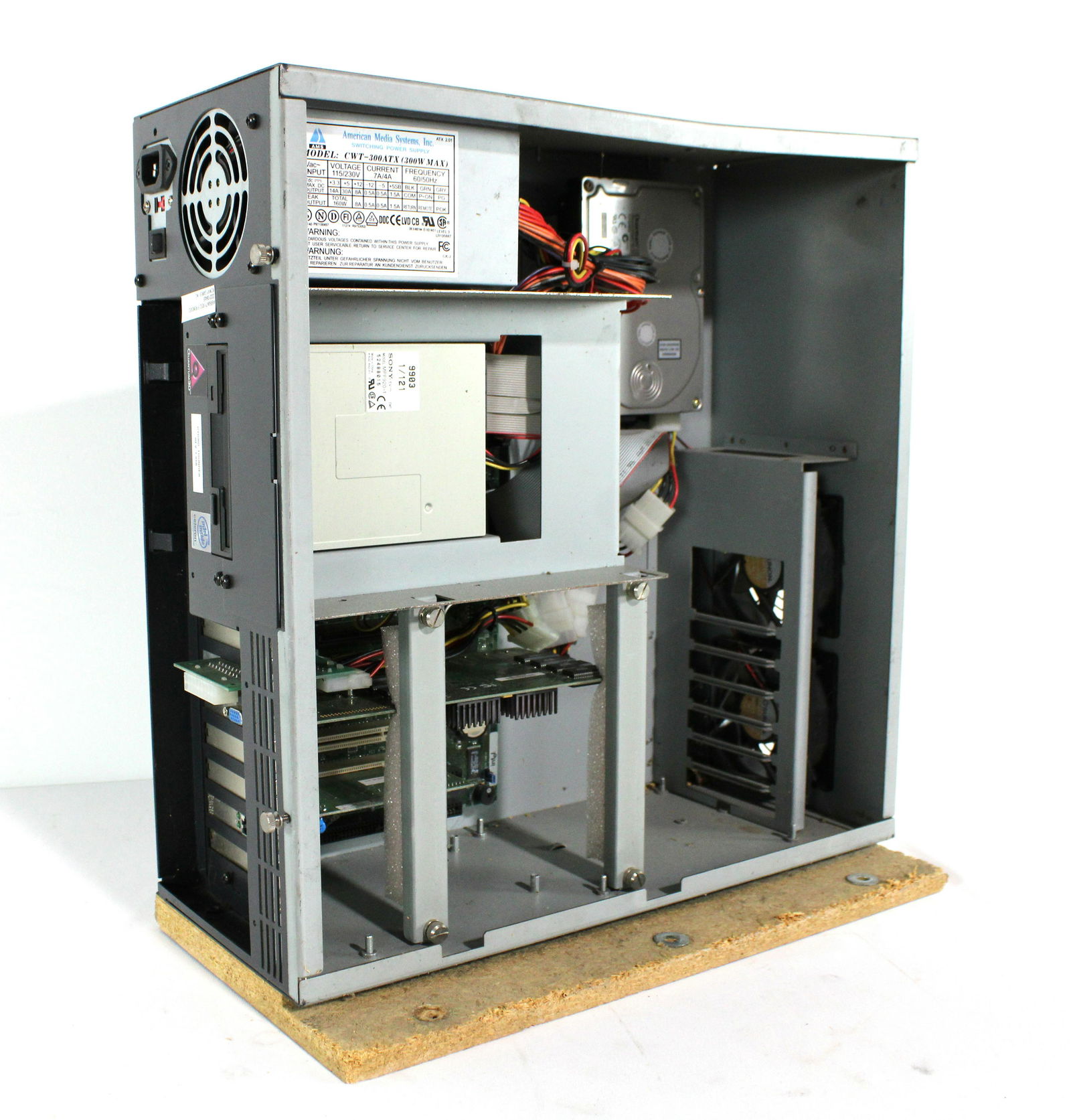 Midway Hydro Thunder Computer - Mar 30, 2023 | Jaybird Auctions in MD