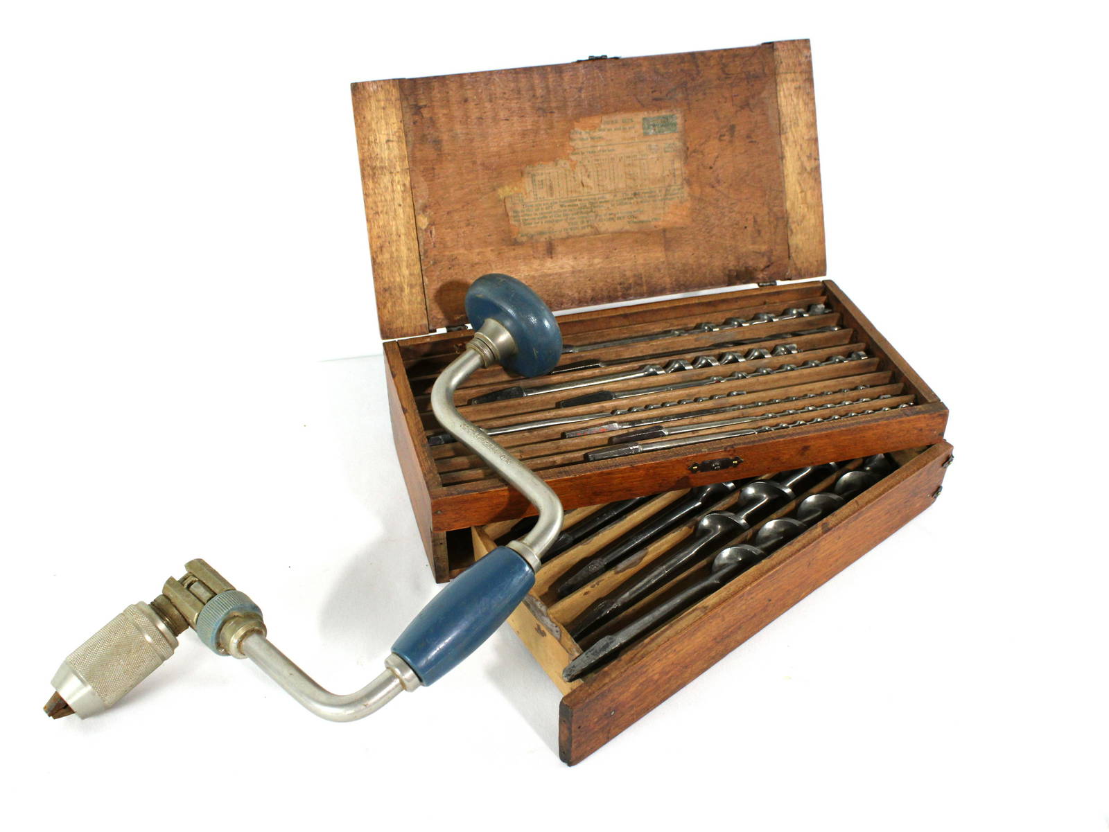 Antique Irwin Drill Bit Set and Brace (#0443) on Mar 30, 2023 | Jaybird ...
