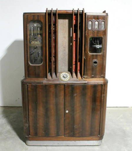 Mills 1930s Studio 78 Rpm Jukebox