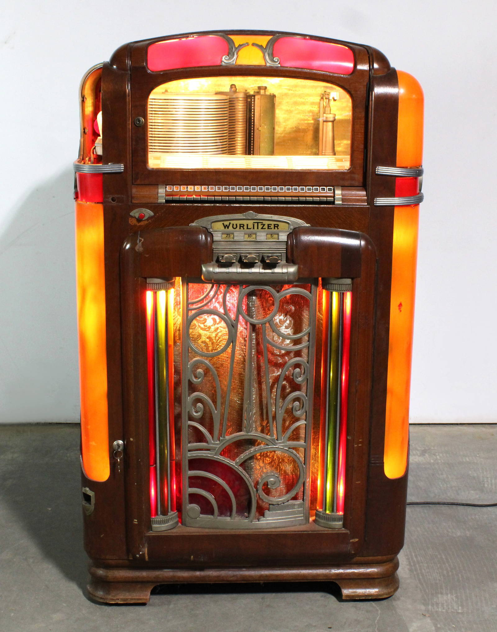 Antique & Vintage Vending Machines for Sale in Online Auctions