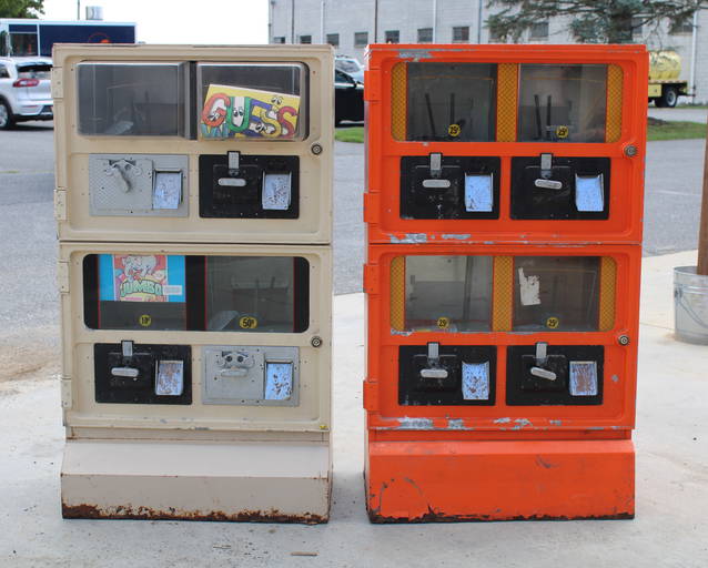 Victor Coin Op Capsule / Gumball Machine Vendors, 1960s