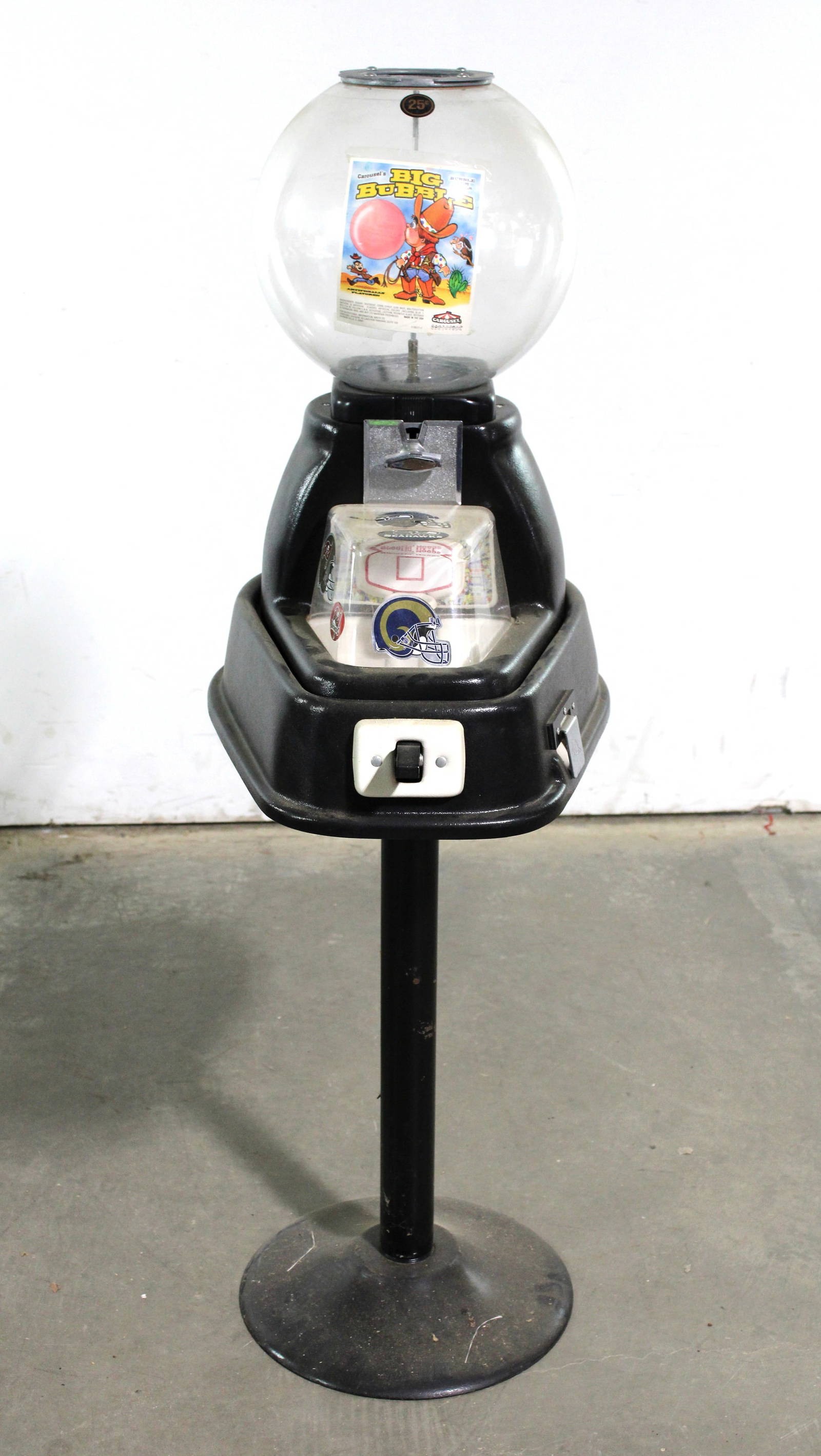 Basketball Themed Coin Op Gumball Auction