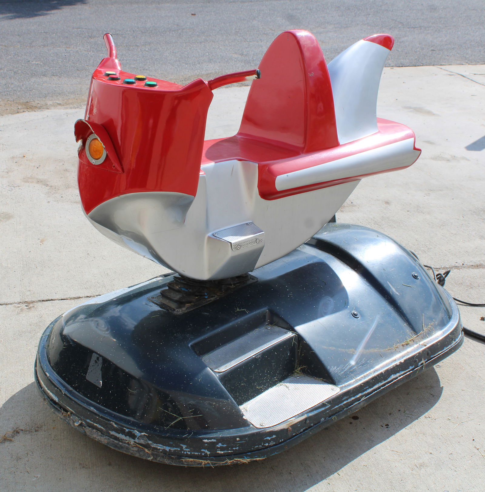 Rocketship Coin Op Kiddie Ride Auction