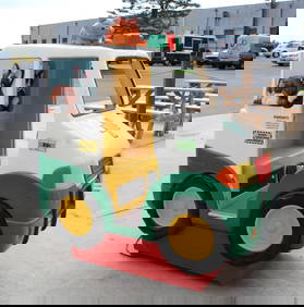 Garfield Car Coin Operated Kiddie Ride