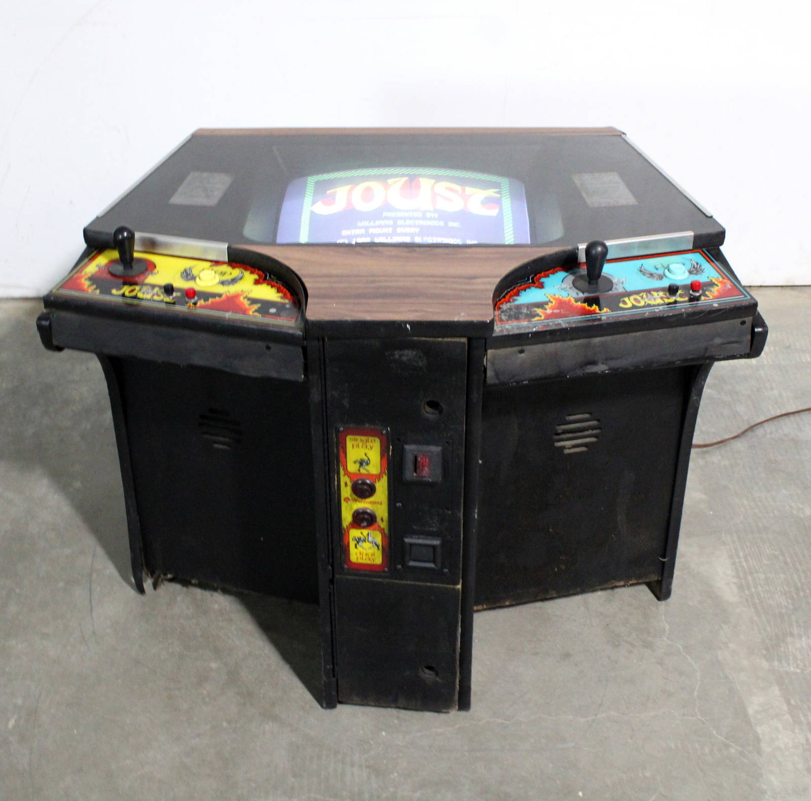 Williams Joust Two Player Cocktail Arcade Game Auction
