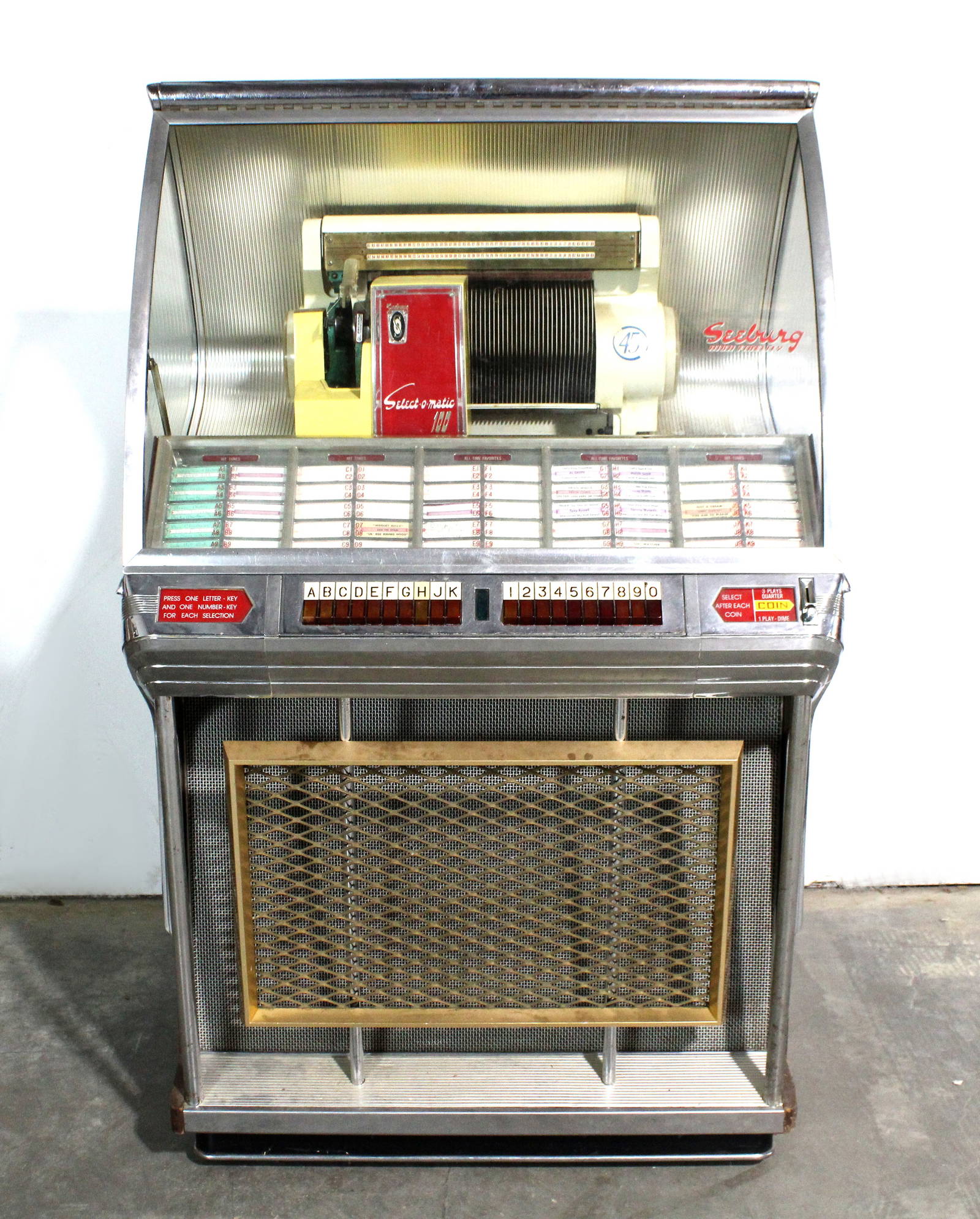 Seeburg Model J Coin Operated Jukebox Auction