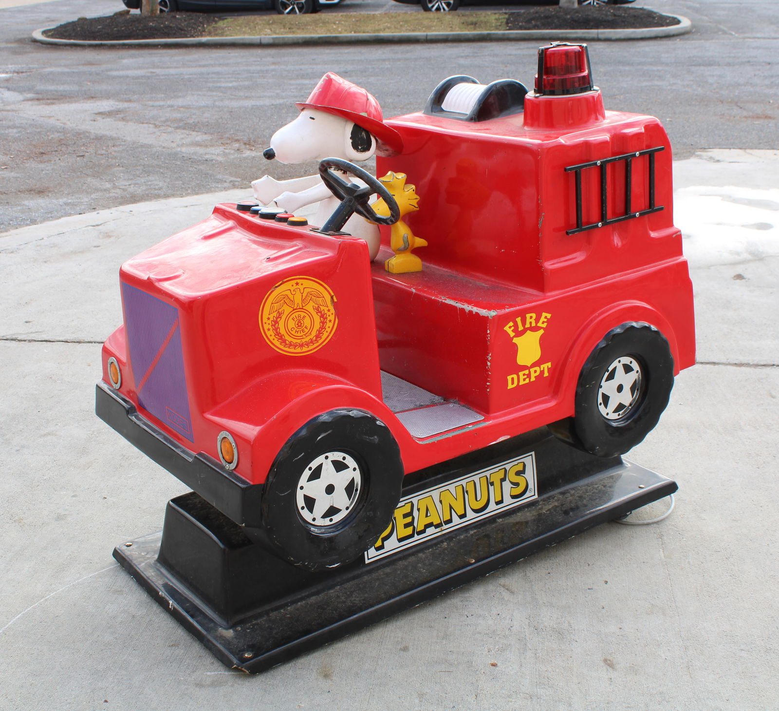 Snoopy Coin Op Kiddie Ride Auction