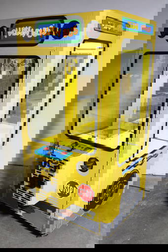 Ice Plush Bus Toy Crane Arcade Game