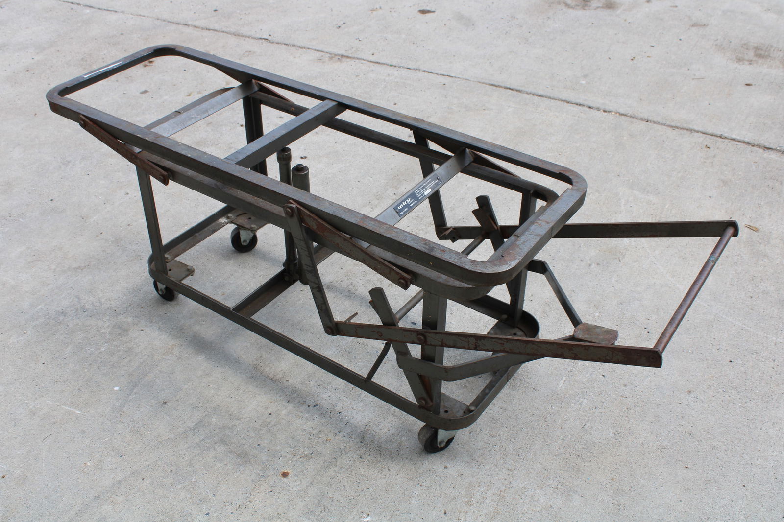 Wico Hydraulic Pinball Cart