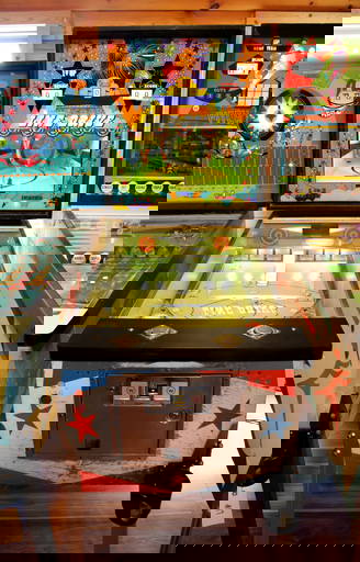 Williams Line Drive Baseball Pinball Machine, Animated Backglass