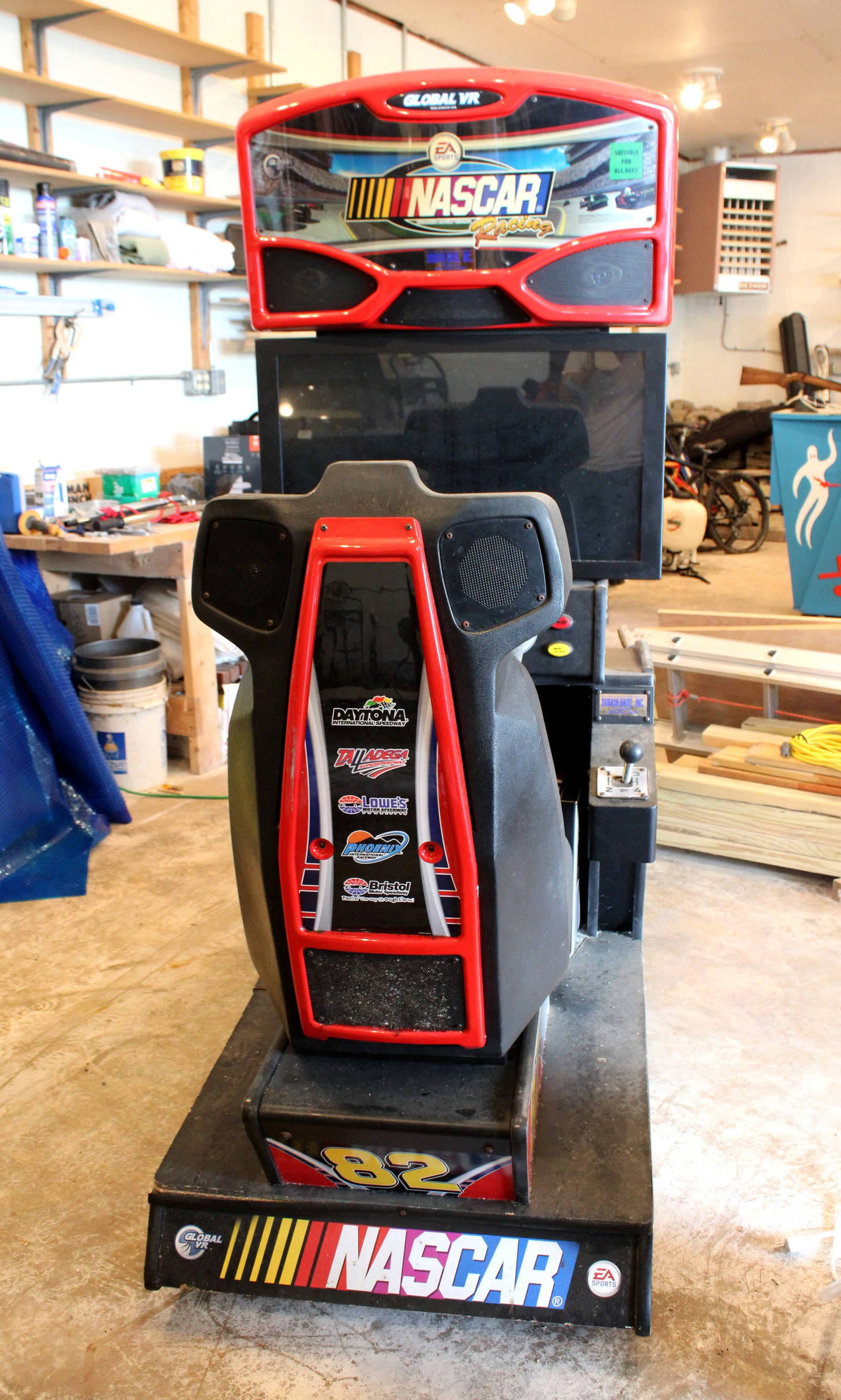 Global Vr Nascar Racing Sit Down Arcade, Lot 1 Auction