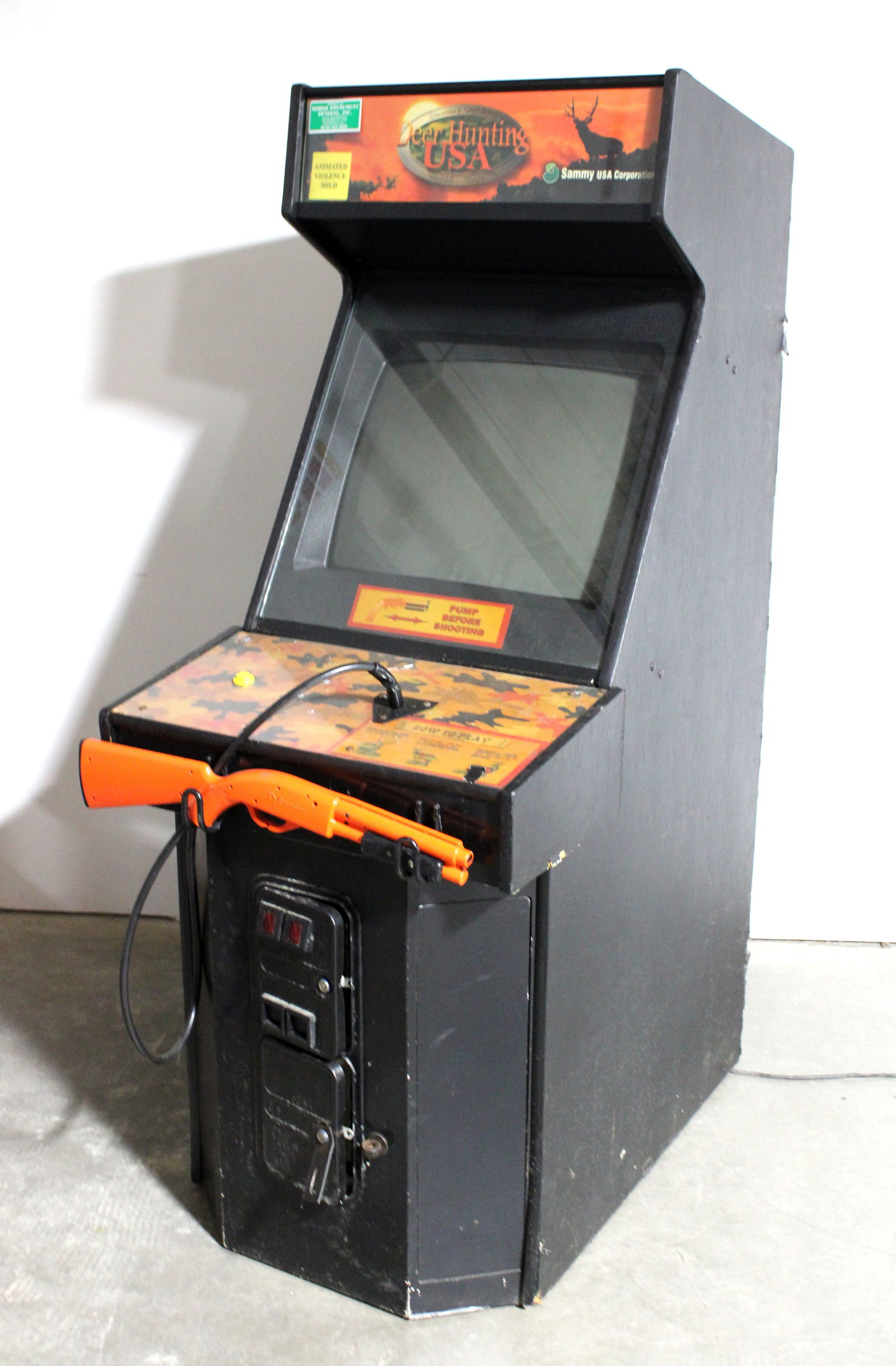 Sammy Outdoors Deer Hunting Shooting Arcade Game Auction