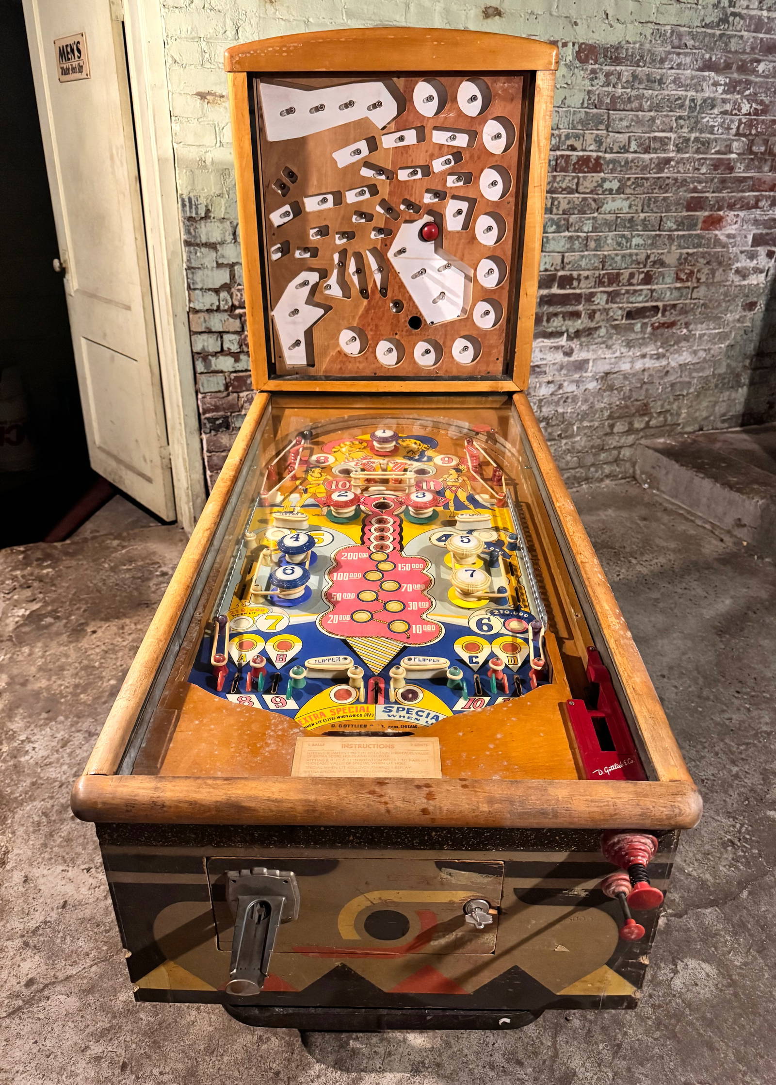 Gottlieb Round Up Woodrail Pinball Machine, 1948 Auction
