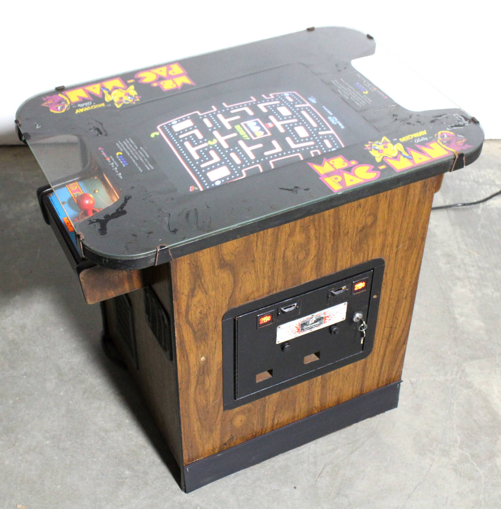 Bally Ms. Pac-man Cocktail Arcade Game Auction