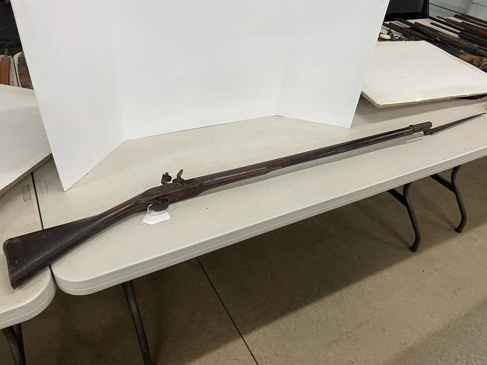 Antique Fowler Flint Lock Rifle With Bayonet