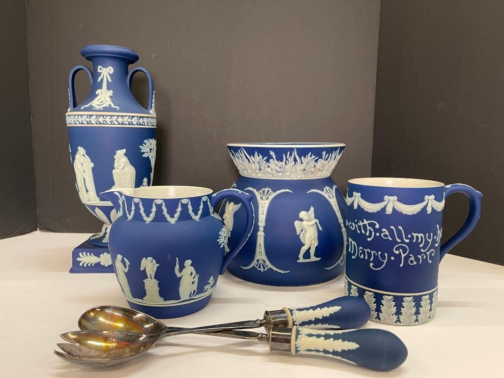 Misc. Dark Blue Wedgwood Lot Auction