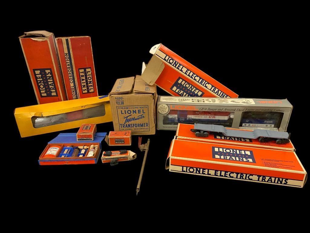 Lionel 1776 Engine, Depressed Flat Cars, Transformer Etc Auction