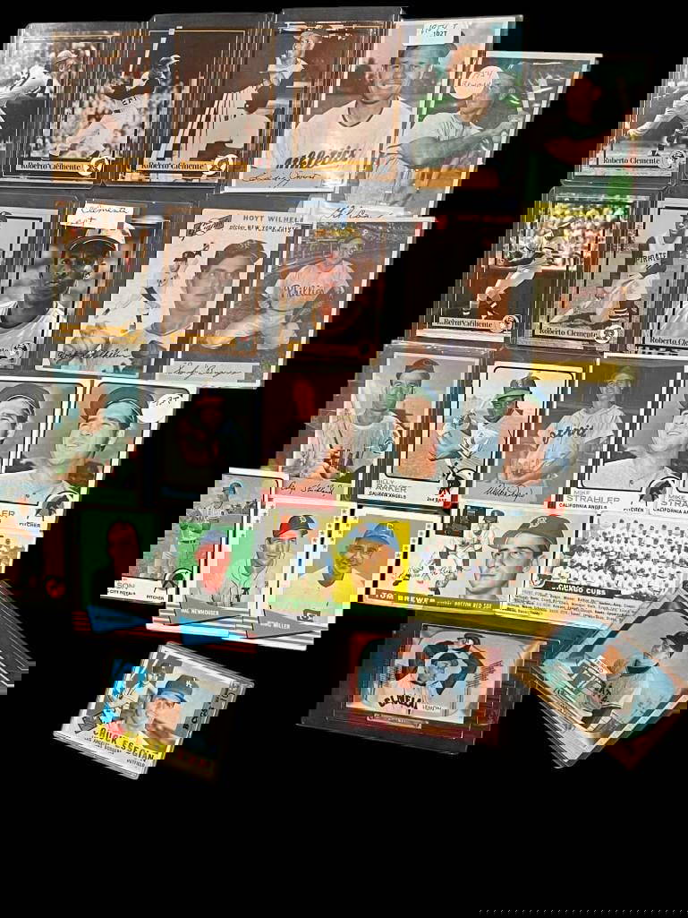 Mixed Baseball Card Lot Auction
