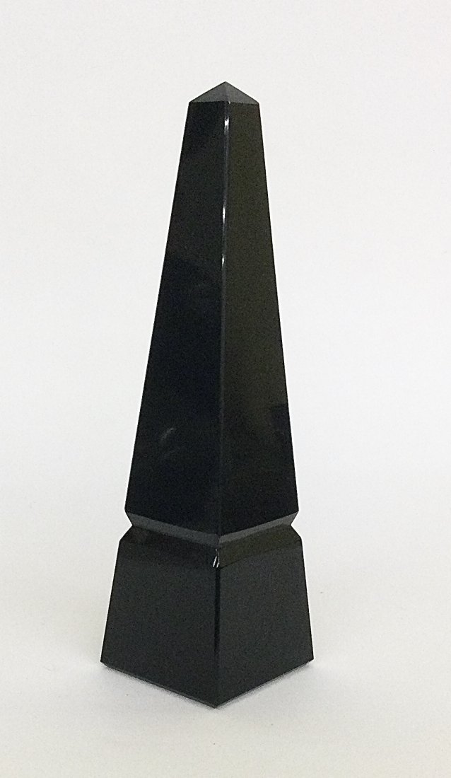 Venini Murano Obelisk Model 4251 Signed In Script Venini Italia