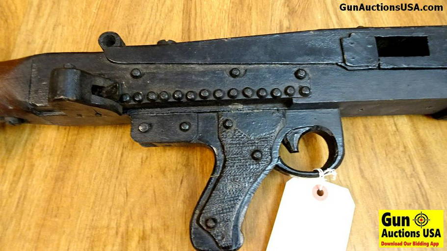 Mg42 Replica Machine Gun . Excellent Condition. This Is