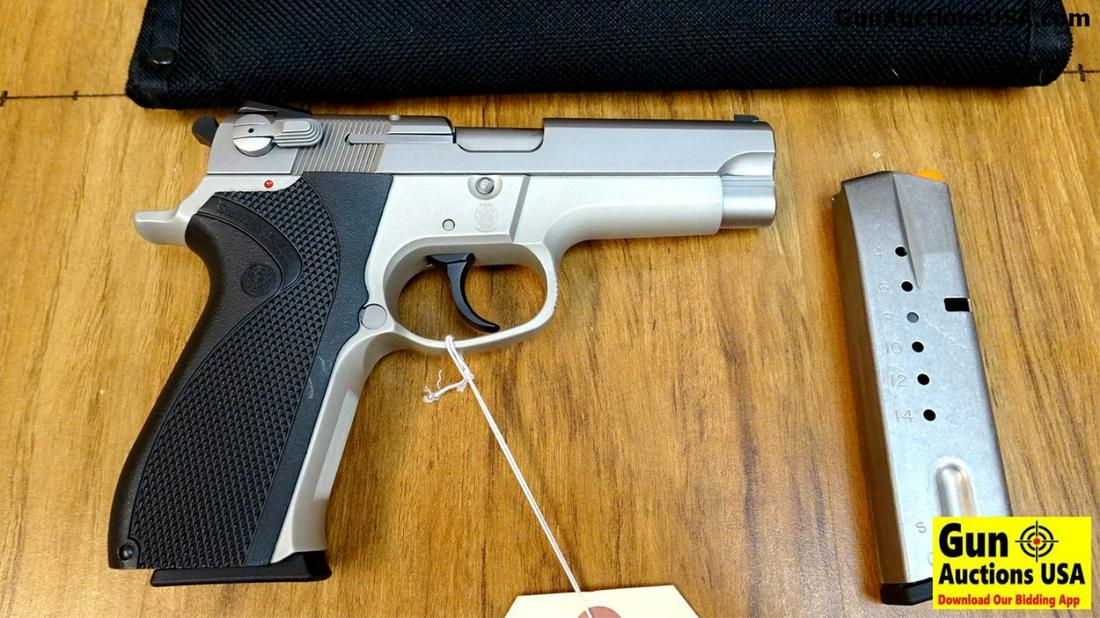 S&w 5903 9mm Para Pistol. Excellent Condition. 4"