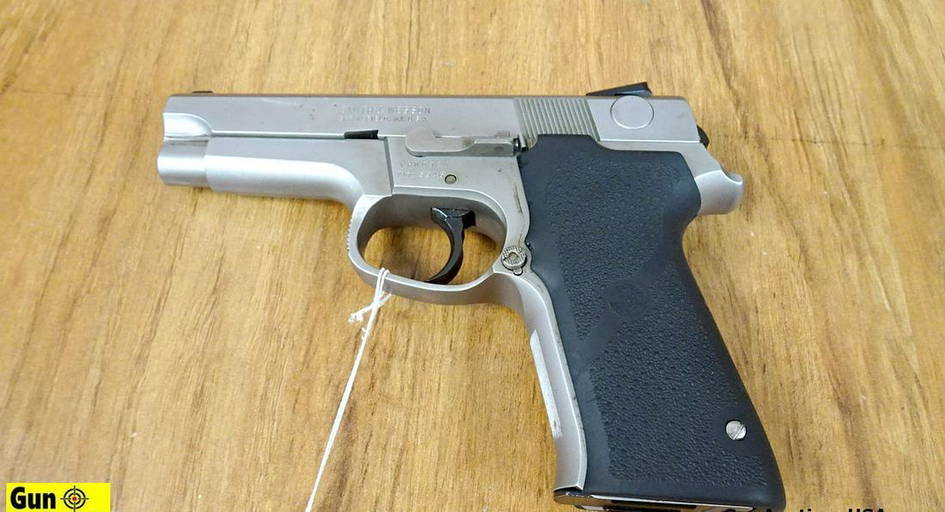 S&W 5946 9MM Pistol. Good Condition. 4" Barrel. Shiny Bore, Tight ...