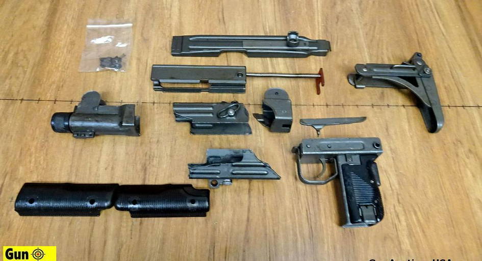 Uzi 9mm Semi Auto . Good Condition. Demilled Uzi Parts Kit. Hebrew ...