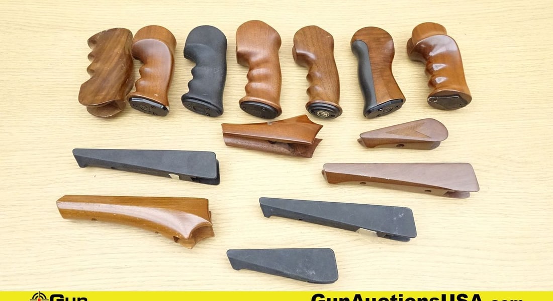 Thompson Center Arms Grips. Very Good. Lot Of Assorted Grips And ...