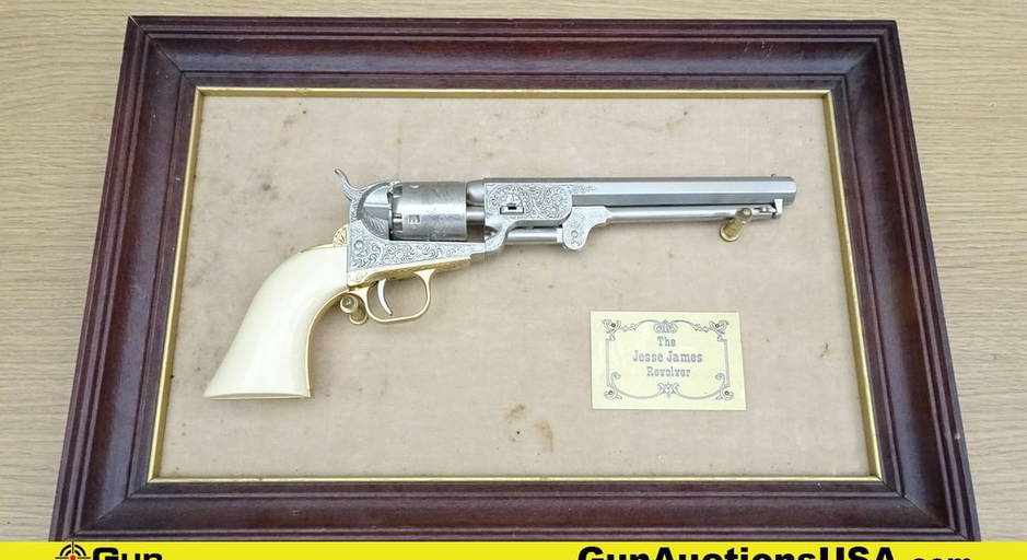 Franklin Mint The Jesse James Revolver 45 Colt Replica. Very Good ...
