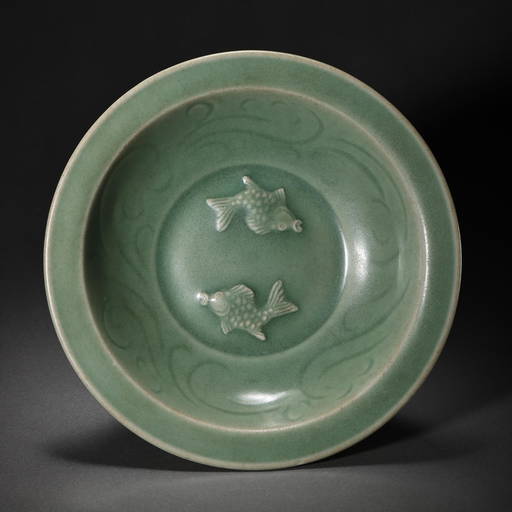 LONGQUAN WARE PLATE, SOUTHERN SONG DYNASTY, CHINA - May 29, 2022 ...