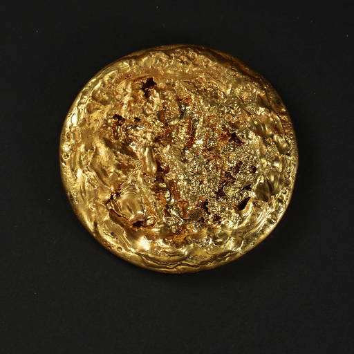 Han, Solid Gold Handle