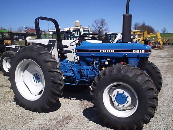 82: FORD 6610 4WD TRACTOR