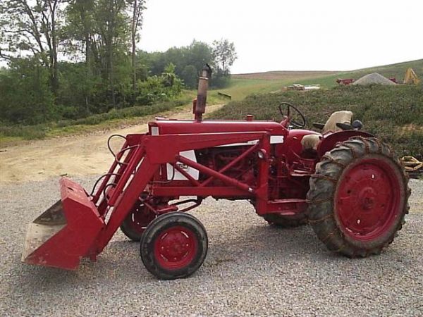 138: INTERNATIONAL 504 TRACTOR W/ FRONT LOADER - Jun 07, 2007 ...