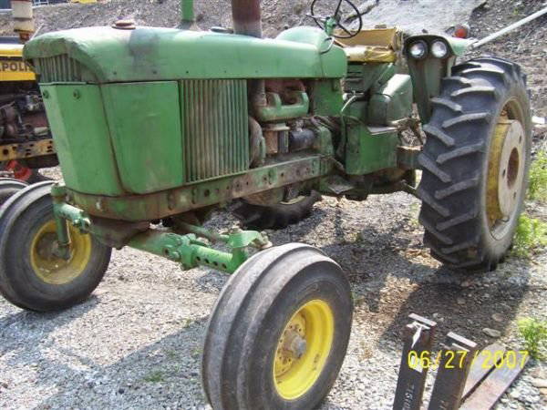 John Deere 3020 Diesel Tractor W/wide Front