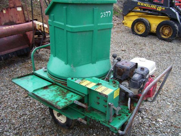 11: WIC 8-92 PORTABLE GAS POWERED BALE CHOPPER