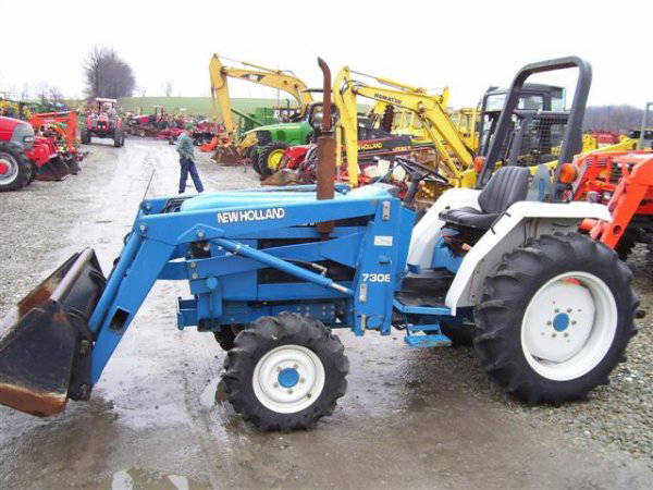 Nice New Holland Ford 1720 4wd Tractor W/loader/54