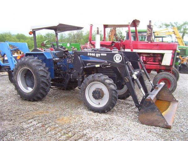 LONG 2610 4WD TRACTOR W/BUSH HOG LOADER - Jun 05, 2008 | Quarrick ...