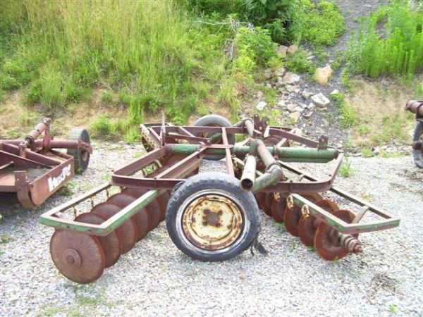 1008: JOHN DEERE KBA 12' TRANSPORT DISC HARROW