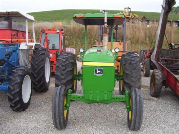 212: JOHN DEERE 2440 UTILITY TRACTOR W/ROLL BAR CANOPY - Oct 02, 2008 ...