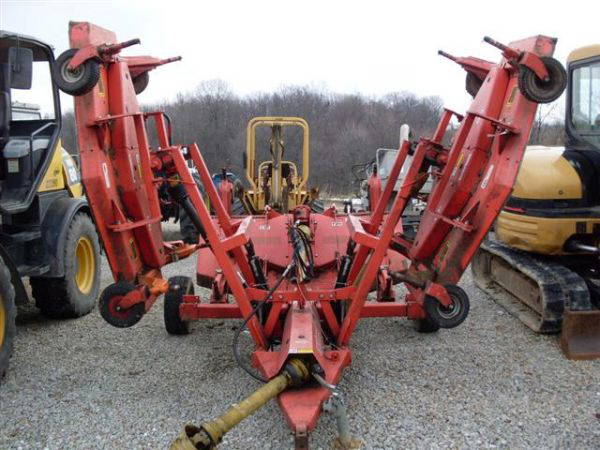 Befco Cyclone C50 17' Batwing Finish Mower